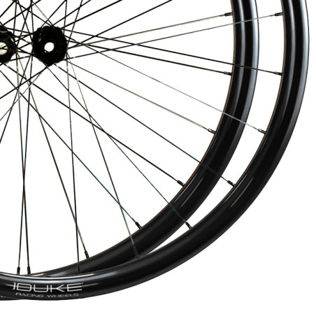 Wheel(s) DUKE WORLD RUNNER CARBON 27 SLR2 DISC / DT SWISS 350 CL SP